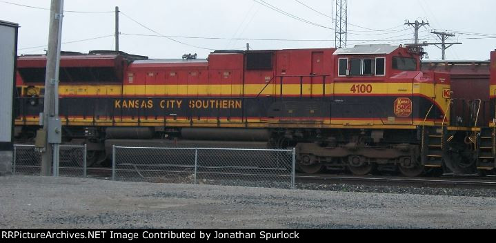 KCS 4100, engineer's side view